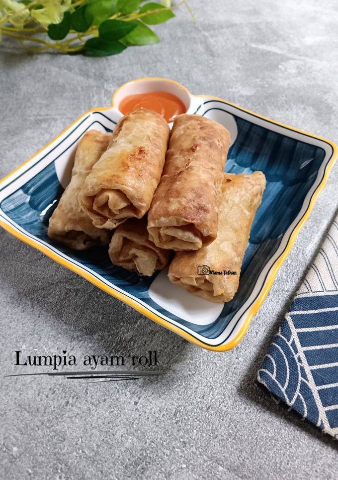Resep Lumpia ayam roll oleh Mama fathan - Cookpad