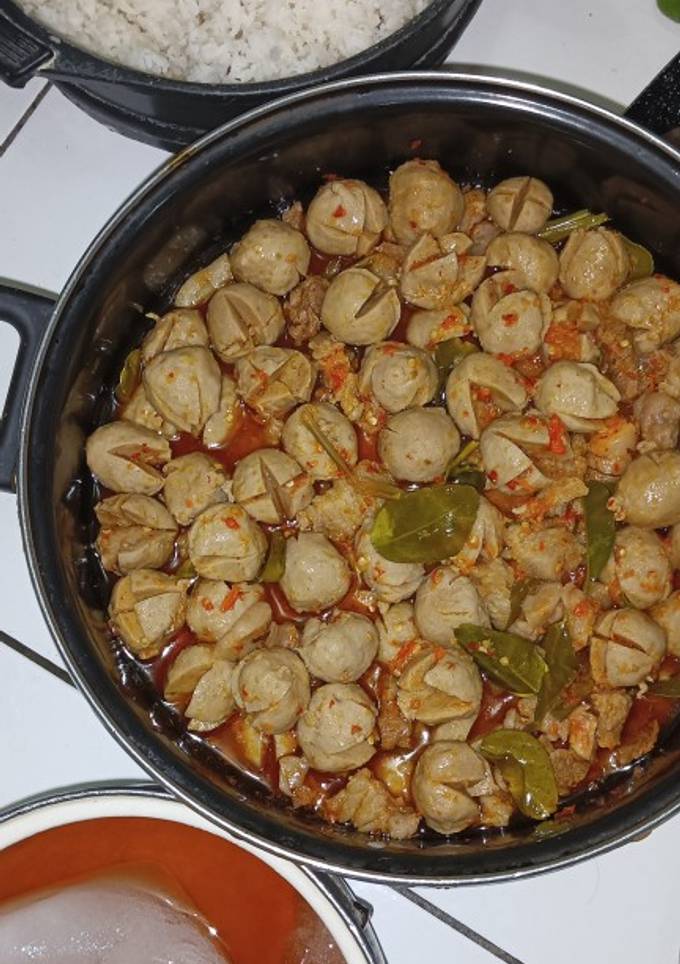 Resep Bakso kuah mercon (enakk, segerrr) oleh Ima Athariz - Cookpad