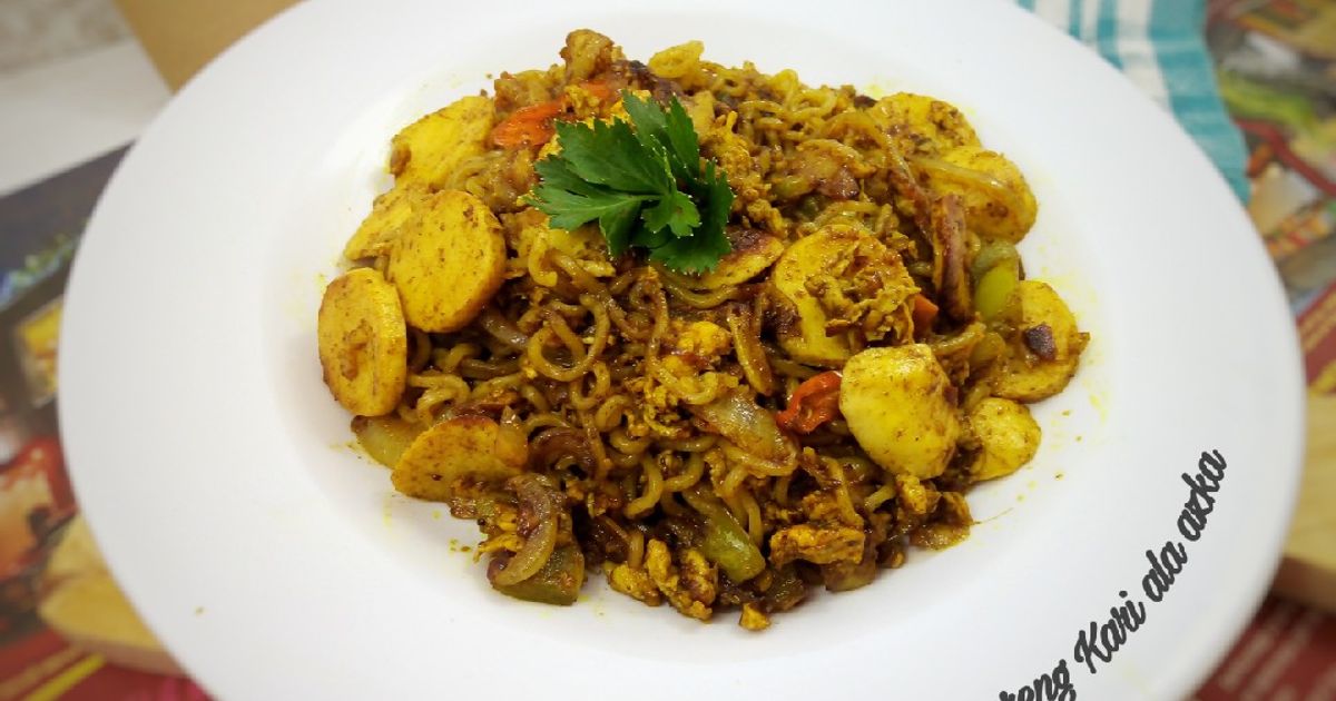 Resep Mie Goreng Kare oleh azkafairuz (dapurhits) - Cookpad