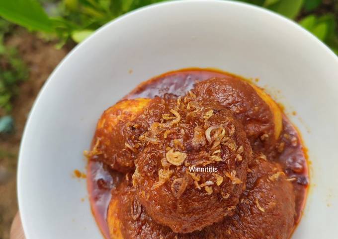 Resep Telur Bumbu Bali oleh Winni Titis - Cookpad