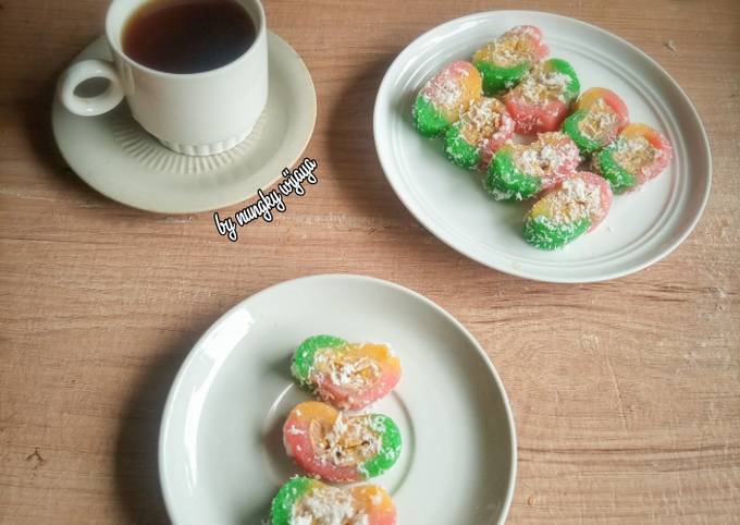 Resep Kue mata roda oleh Nungky Wijaya - Cookpad Resep Kue mata roda oleh Nungky Wijaya - Cookpad