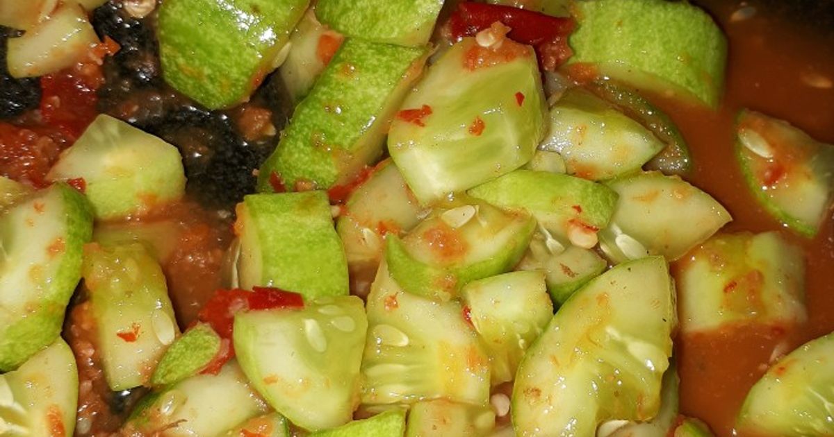 Resep Sambal Timun Pedas Segar (Simple) oleh Sifa Kitchen (Siti Fatimah ...