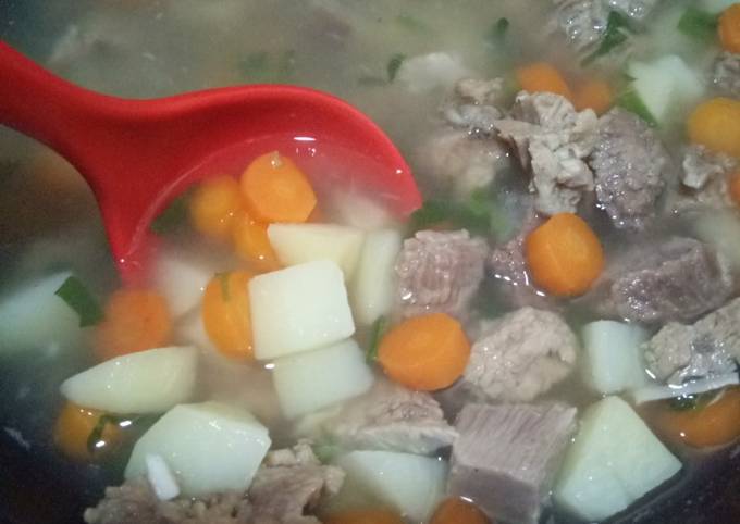 Resep Sup bening daging sapi by me oleh Rismayanti - Cookpad