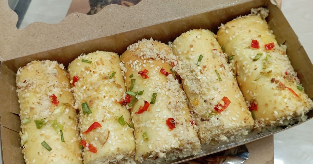 Resep Chicken Floss Roll Aka Roti Gulung Abon Ayam oleh Silviani Maria ...