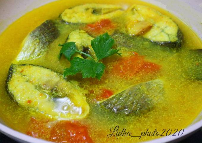 Resep Kakap Kuah Kuning oleh Lidha - Cookpad
