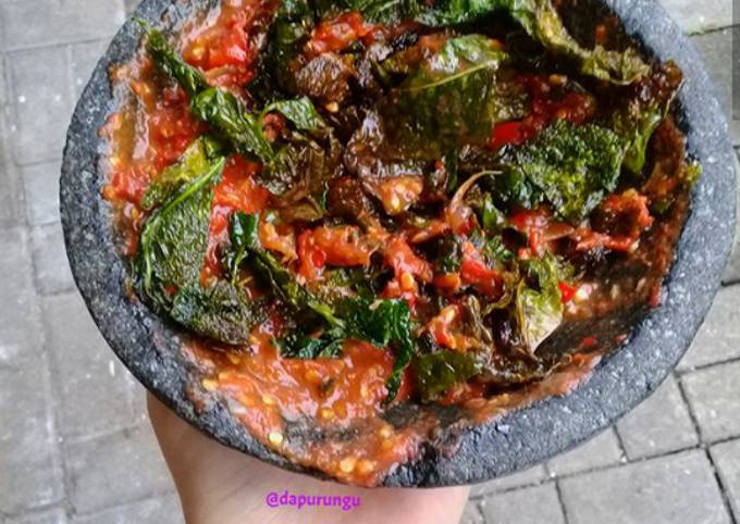 Resep Sambal daun so oleh dapurungu - Cookpad