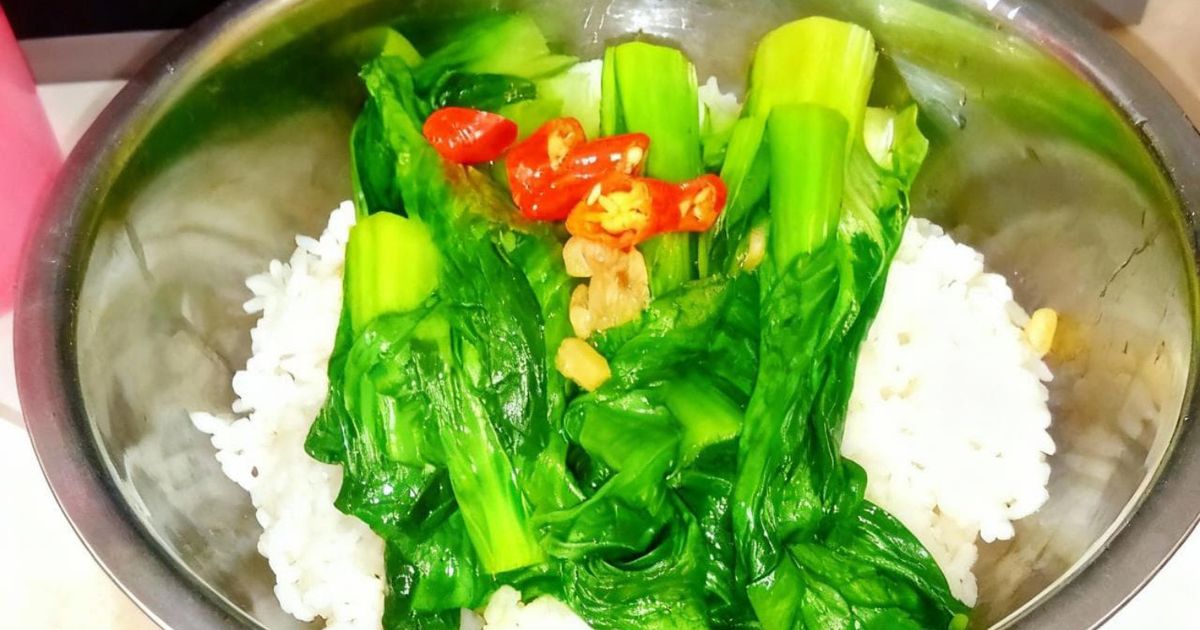 Resep Tumis Pakcoy Bawang Putih (Menu Hijau Cepat) oleh حريم بنت فلان🌹 ...