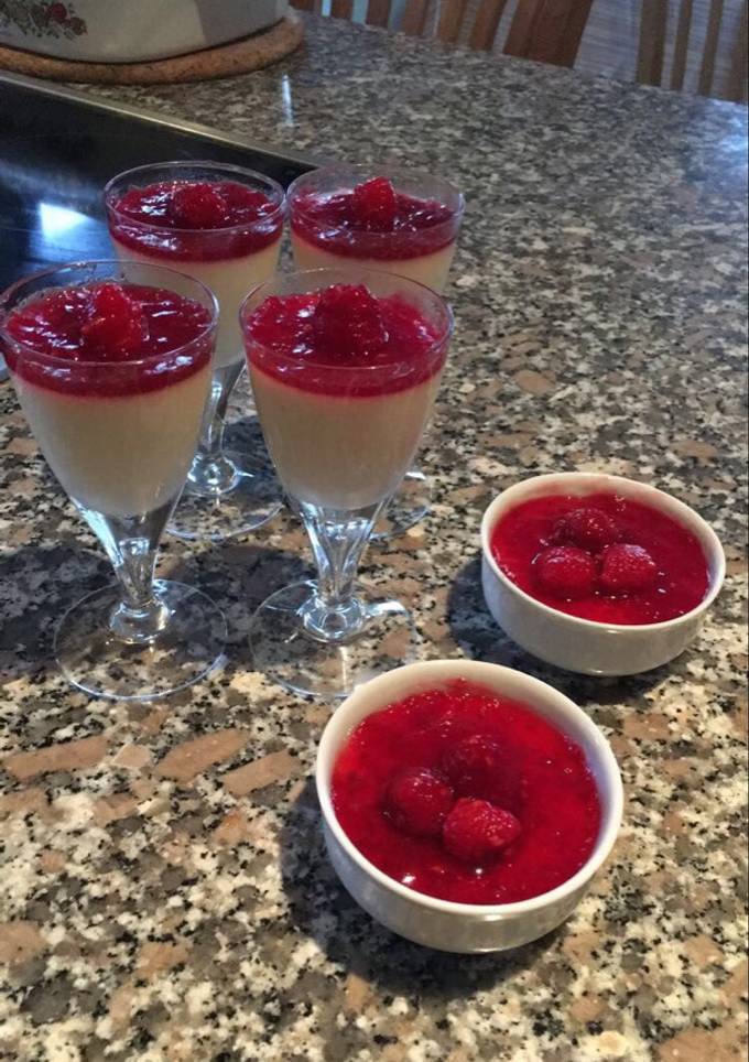 Panna cotta Receta de Amanda Olivares- Cookpad