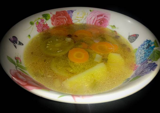 Resep Sup (Kentang wortel tomat hijau) oleh HFM Masak - Cookpad