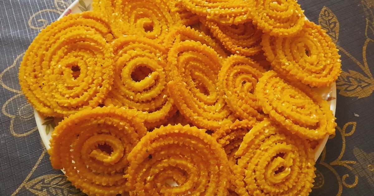 Moong Dal Chakli Recipe by Shivani - Cookpad