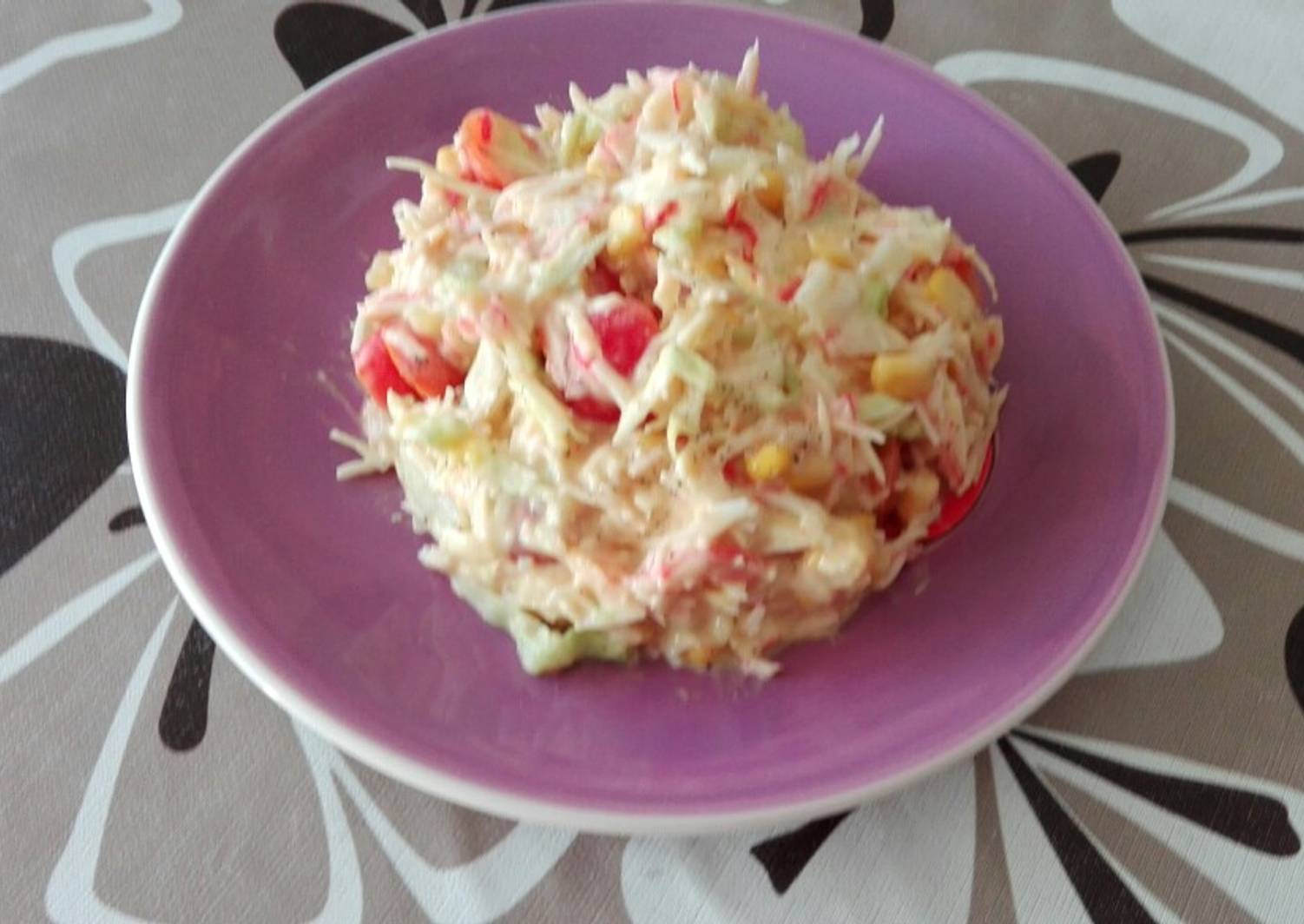 Ensalada de surimi Receta de Sara A.Q.- Cookpad