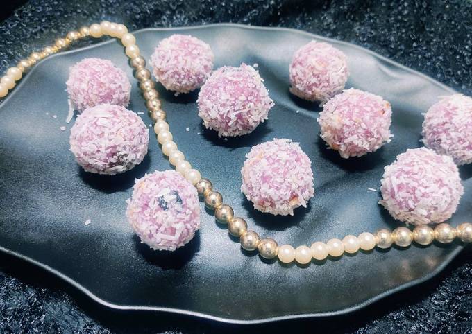 Blueberry Coconut Roundals Recipe by Shital Siddhesh Raut - Cookpad