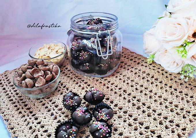 Resep Choco Crunch Berbalut Cokelat dan Bermandikan Gula Warna 😁 oleh ...