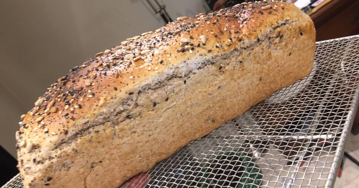 Pan integral con semillas Receta de Patricia Bongiorno- Cookpad