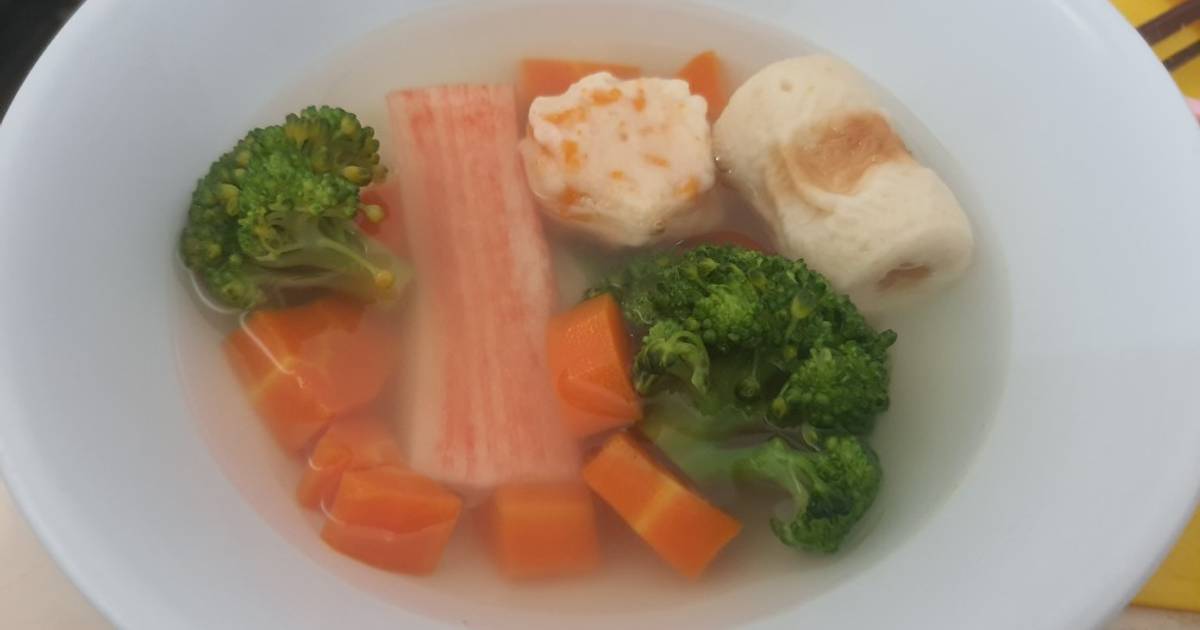 Resep Steamboat kuah kaldu ayam oleh ika sarastri - Cookpad