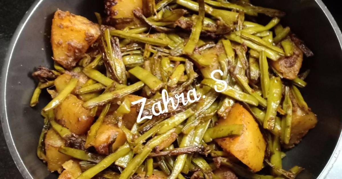 Dry Gavar aloo sabzi Cluster beans Recipe by Zahra Shaikh - Cookpad
