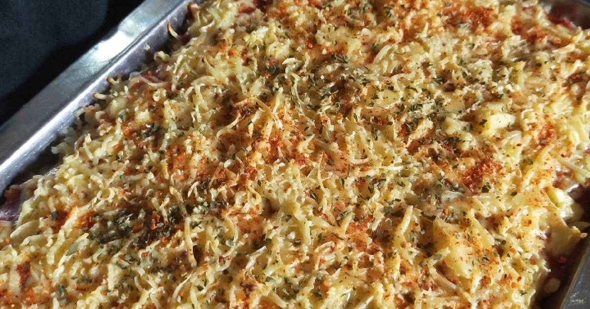 Resep Spicy Cheesy Bolognaise Baked Rice oleh Ika Mahendra Moenif - Cookpad