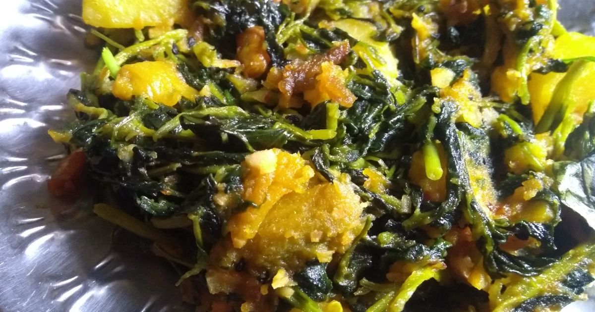 Methi Saag And Mix Vegetable Stir Fry Recipe by Mohua ghosh - Cookpad