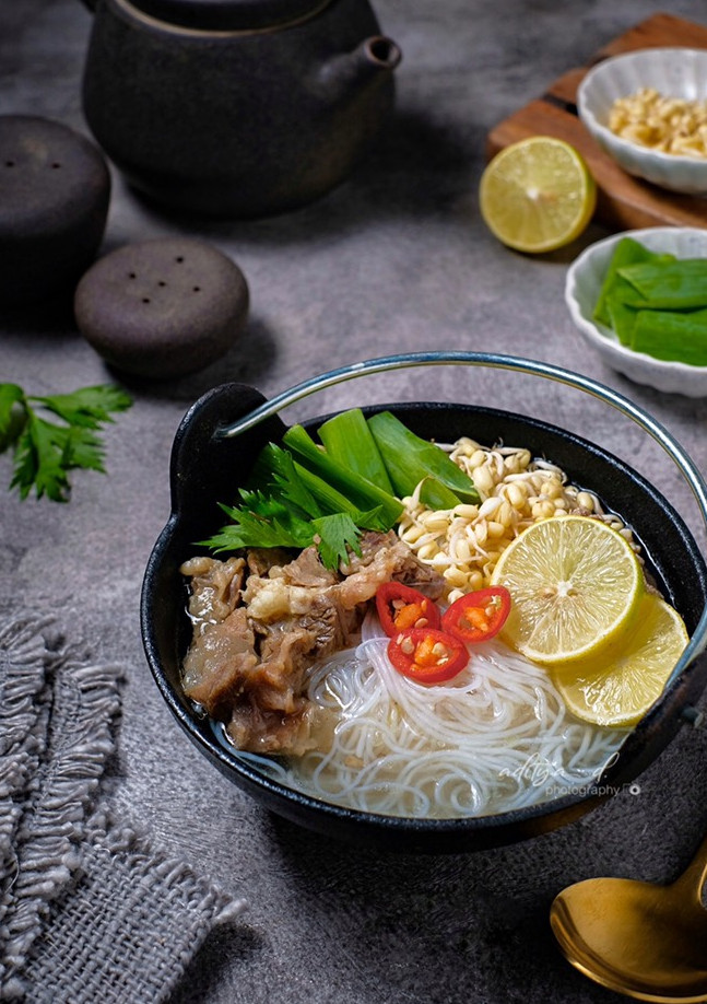 Resep Sup Daging Dengan Tauge Dan Bihun oleh Aditya Damayanti - Cookpad