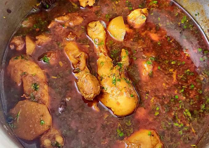 Malwani chicken curry Recipe by Bhairavi Rawale - Cookpad