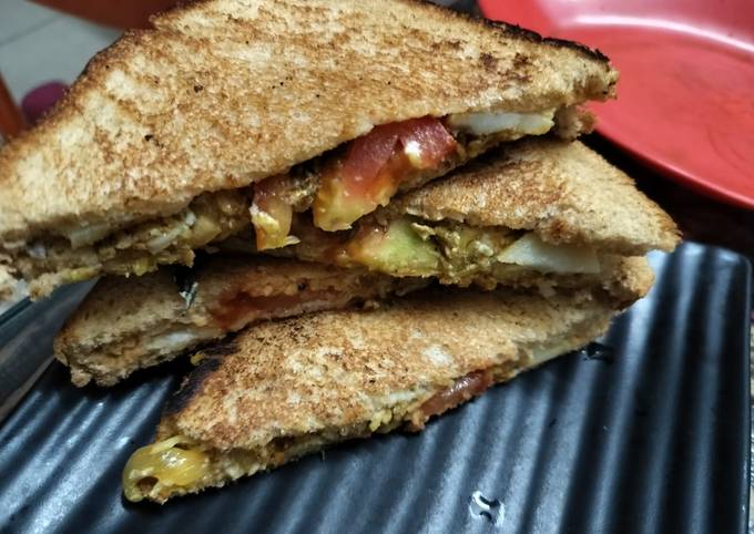 Leftover vermicelli sandwich Recipe by Chef Tripti Saxena - Cookpad