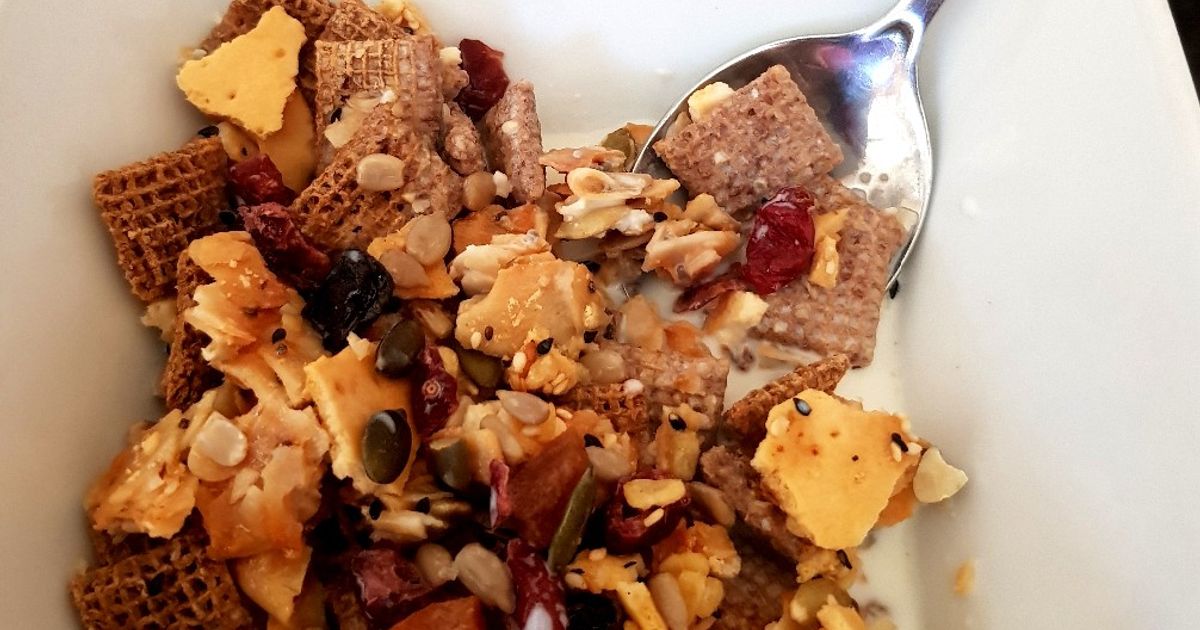 A Healthy Mix Breakfast Cereal. 😀 Recipe by Maureen 😀