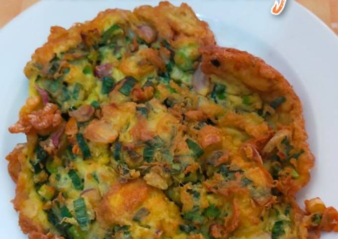 Resep Telur dadar warteg Mommylicious oleh Elisabeth Bridasari W - Cookpad