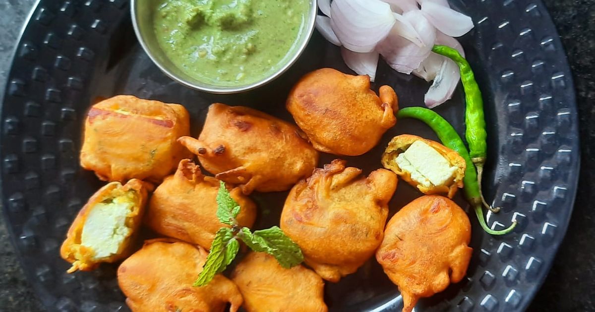 Paneer Pakoda Recipe by Dhruti Chaitanya Shah - Cookpad