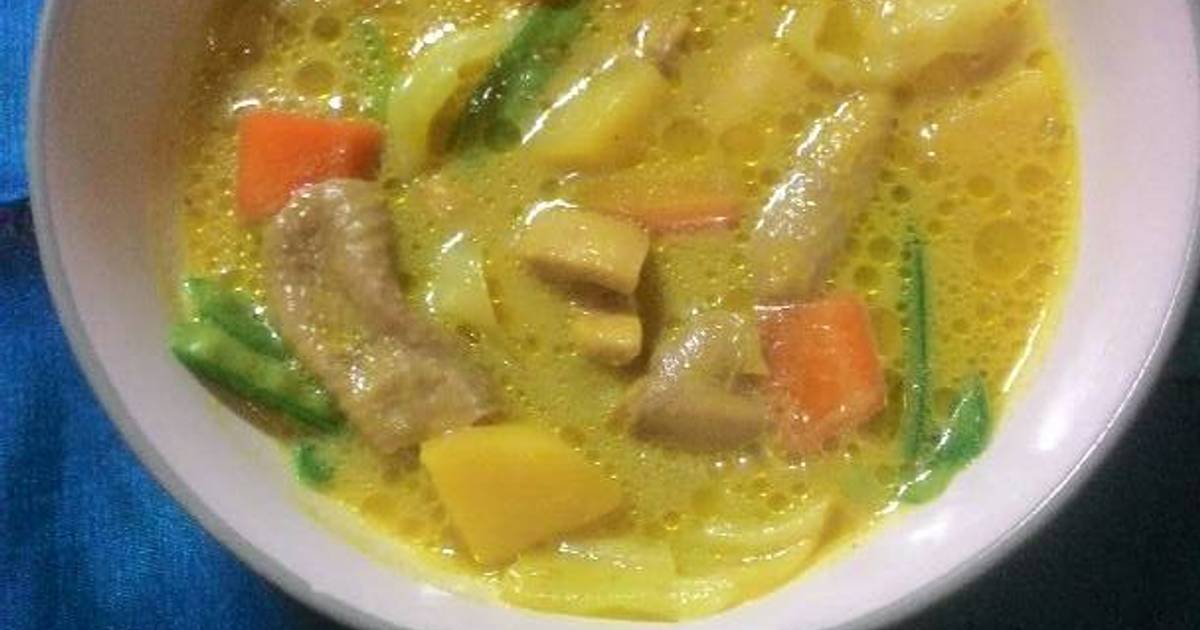 Resep Kare Ayam dan Sayuran oleh Estee Soerjopranoto - Cookpad