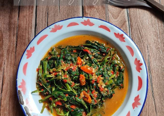 Resep Tumis Kangkung Terasi Oleh Nuniek Wijayanti Cookpad