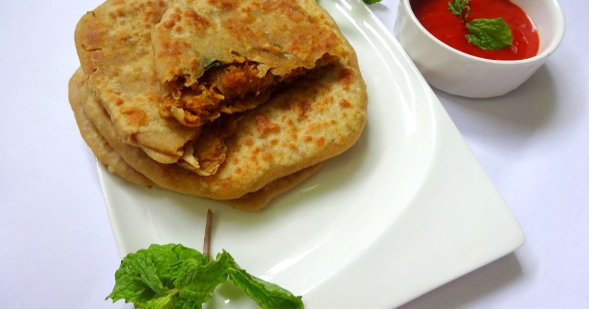 Soya Chunk Paratha Recipe by Ellora Mohapatra - Cookpad