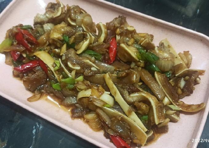 Resep 42. Oseng Kuping Babi oleh Ocindy - Cookpad