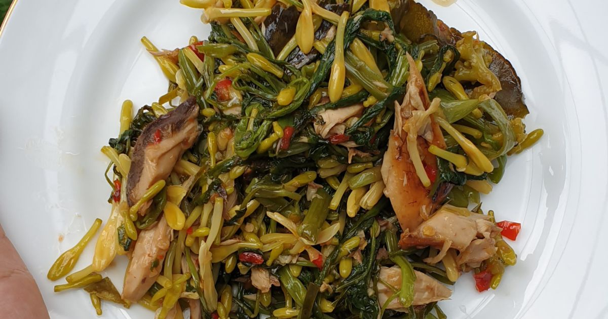 Resep Tumis Bunga Pepaya Kangkung Tongkol oleh ivanaaa-cho - Cookpad