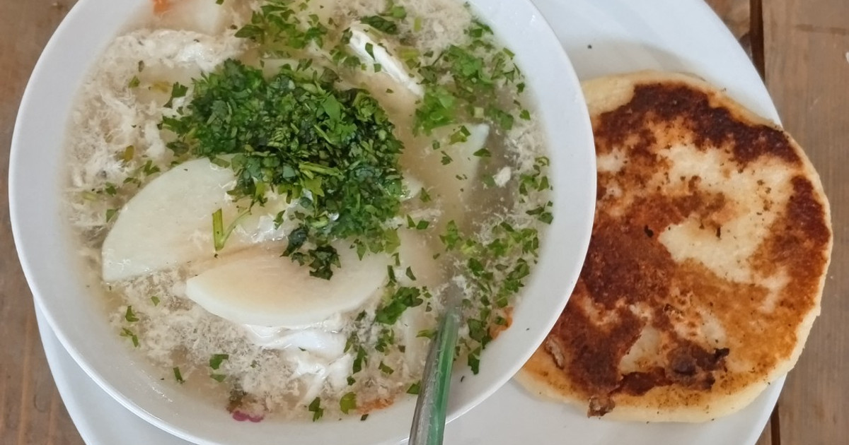 Caldo De Papa Y Huevo (Changua Colombiana) Receta de SONIA ORDOÑEZ- Cookpad