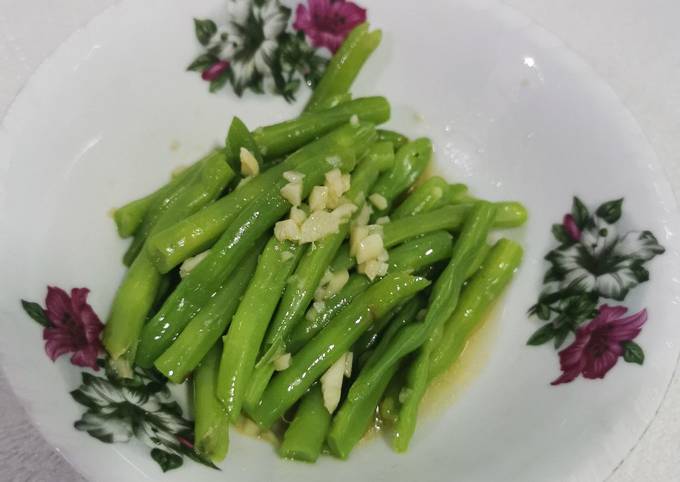Resep Buncis cah bawang putih ala hotel ⭐⭐⭐⭐⭐ oleh Devina HW - Cookpad
