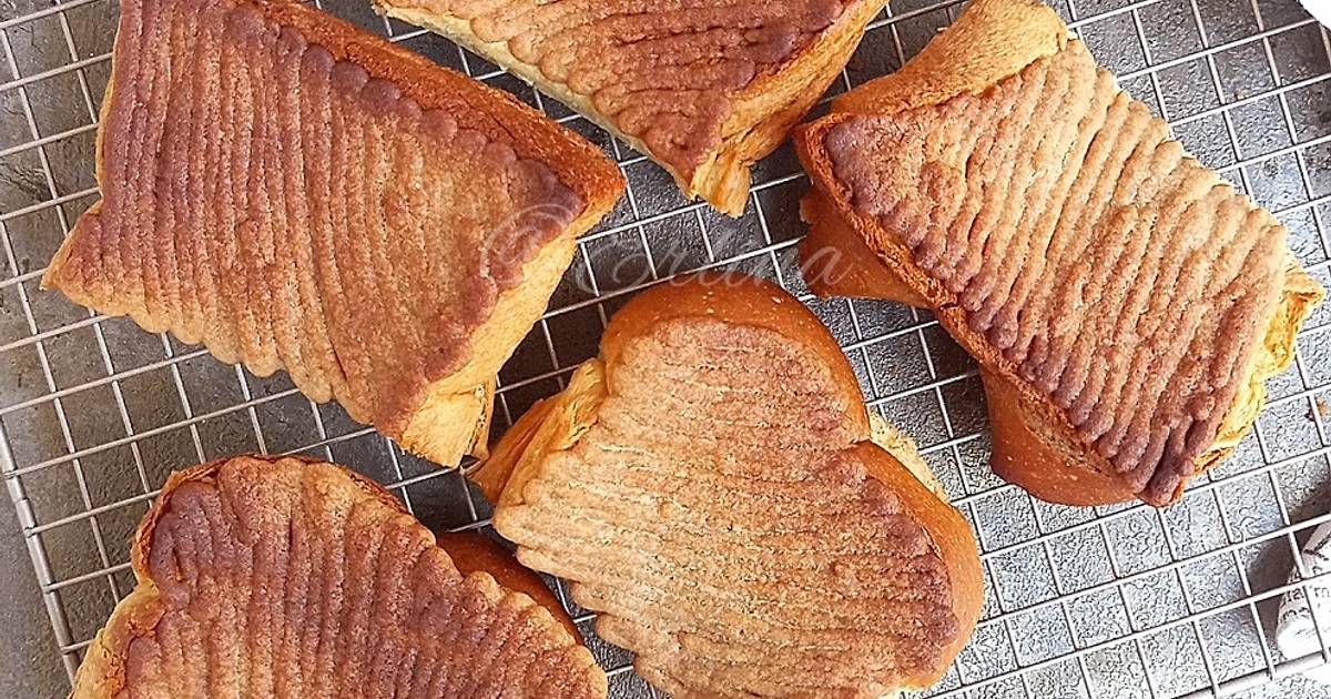 Resep Roti Boy Toast (Kopi & Selai Coklat) oleh Erlina - Cookpad