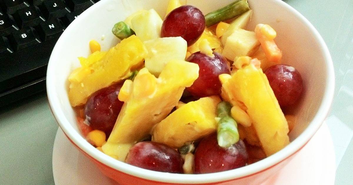 Resep Salad buah Menu diet makan siang oleh Lilyhusnikitchen - Cookpad