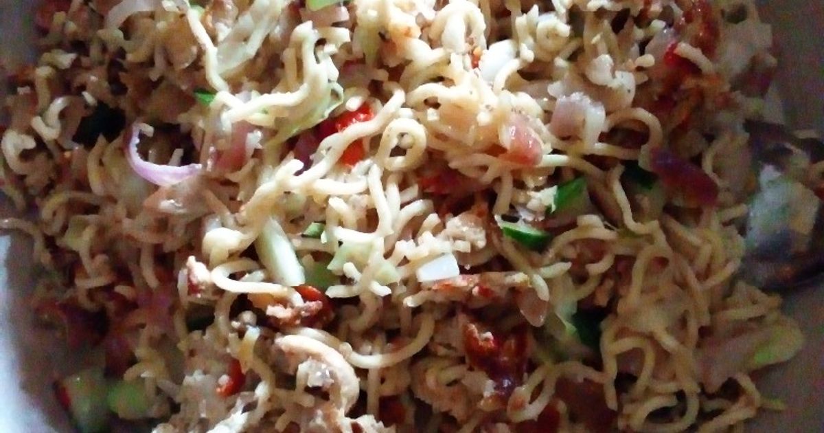 Stir Fry Noddles Recipe by Maryam Shamaki - Cookpad