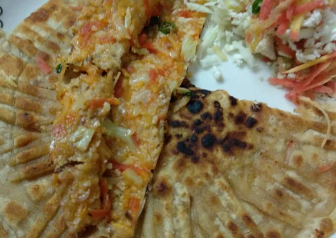 Carrot cauliflower paratha Recipe by Mamta Rastogi - Cookpad