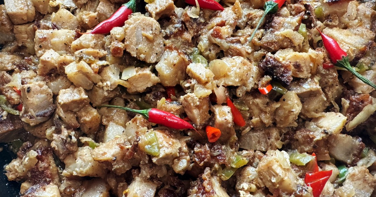 Crispy Pork Belly Sisig Recipe by Minda - Cookpad