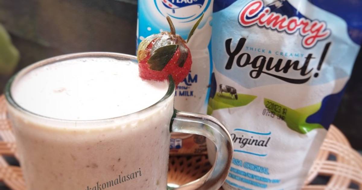 Resep Smooties pisang stoberi oleh Mrs Eka - Cookpad