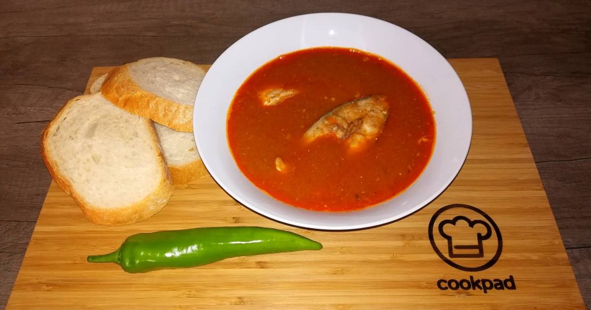 Harcsa halászlé recept - 13 recept - Cookpad receptek