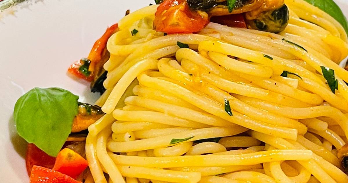 Ricetta Spaghetti alle cozze di Saverio Costantini - Cookpad