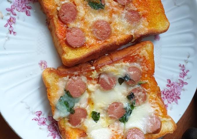 Resep Pizza Roti Tawar oleh ajeng - Cookpad