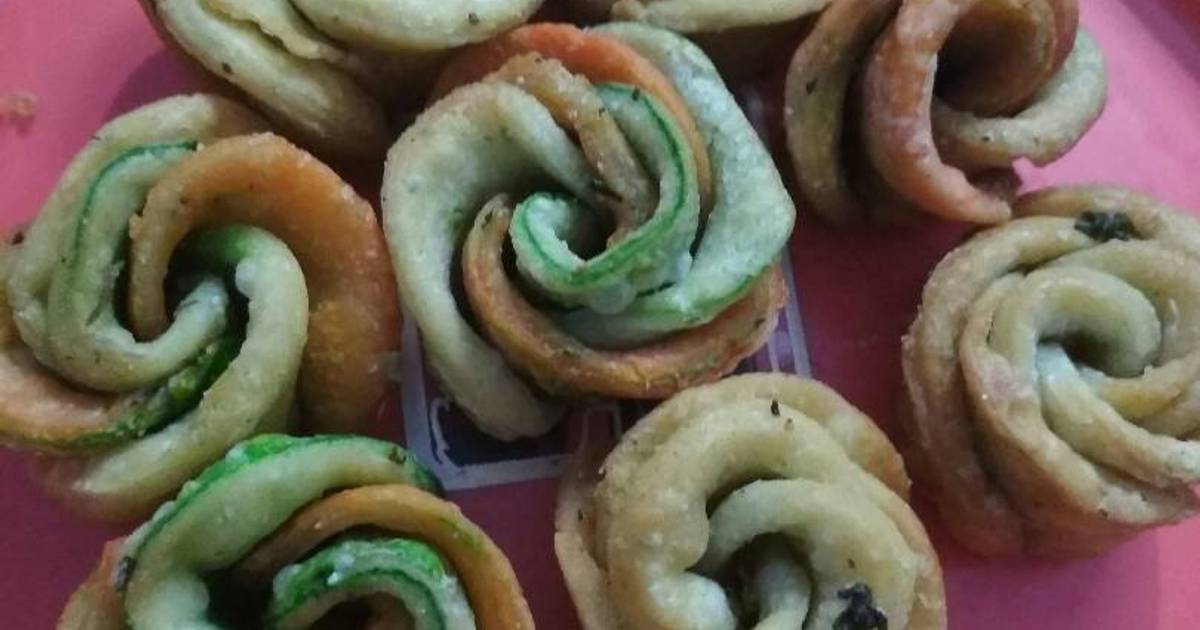 Salty crispy flowers Recipe by Usha Joshi - Cookpad