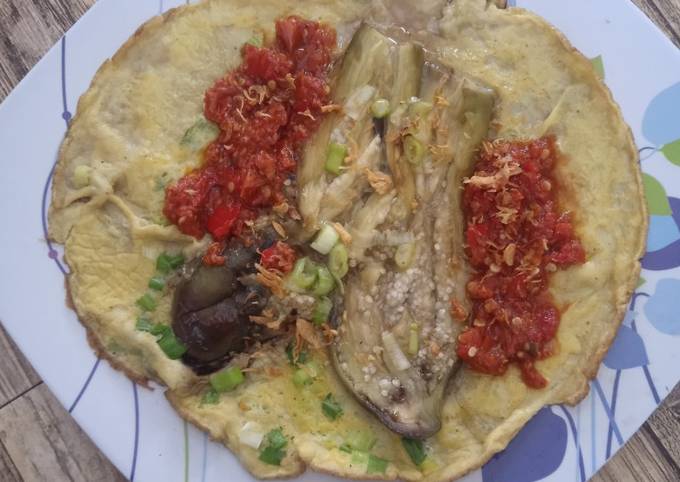 Resep Terong Telur Penyet oleh Devalesha Kitchen - Cookpad