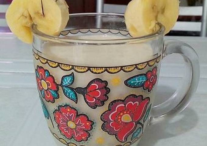 Malteada de helado de vainilla y plátano 😀 Receta de naomi hiromy - Cookpad