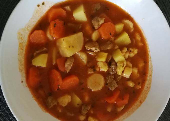 Gulyás leves | Lilian receptje - Cookpad receptek