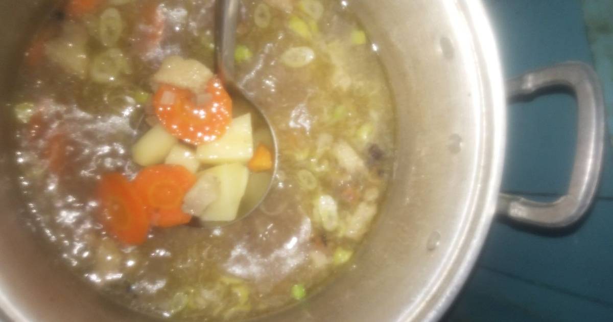 Resep Sup daging simple oleh hasanah31 - Cookpad