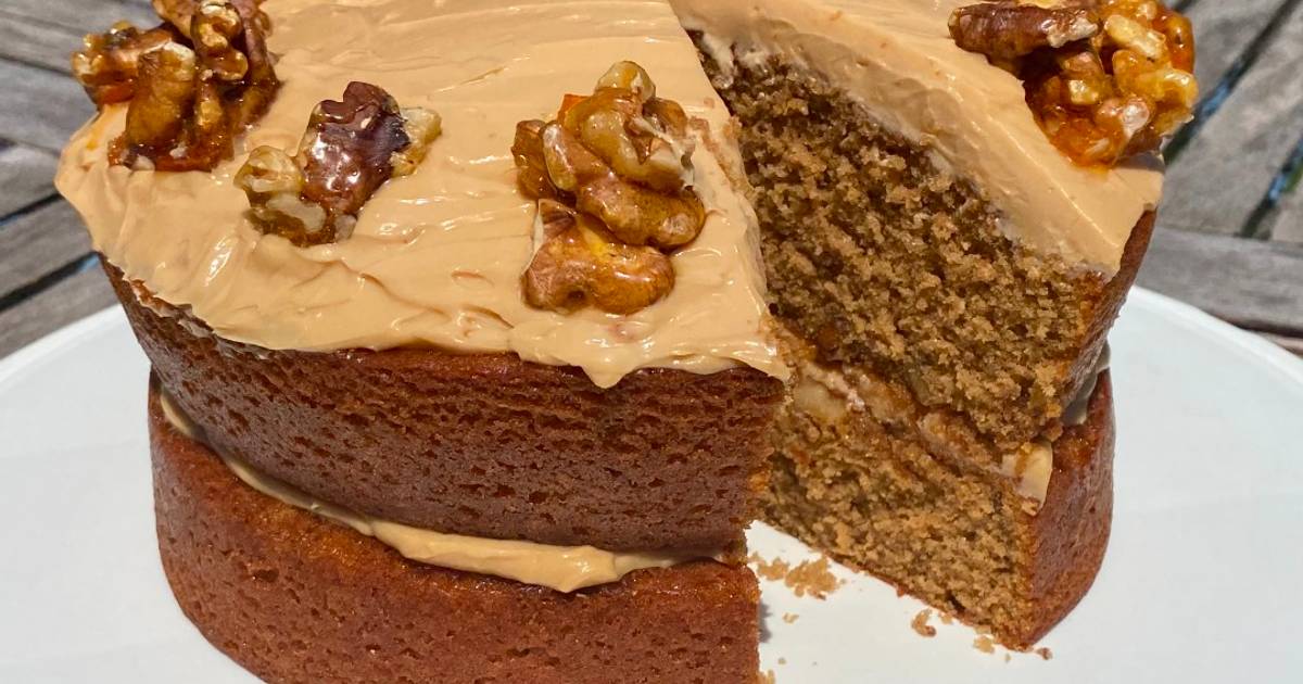 Tommy's Hokey Pokey Cake Recipe by Laura - Cookpad